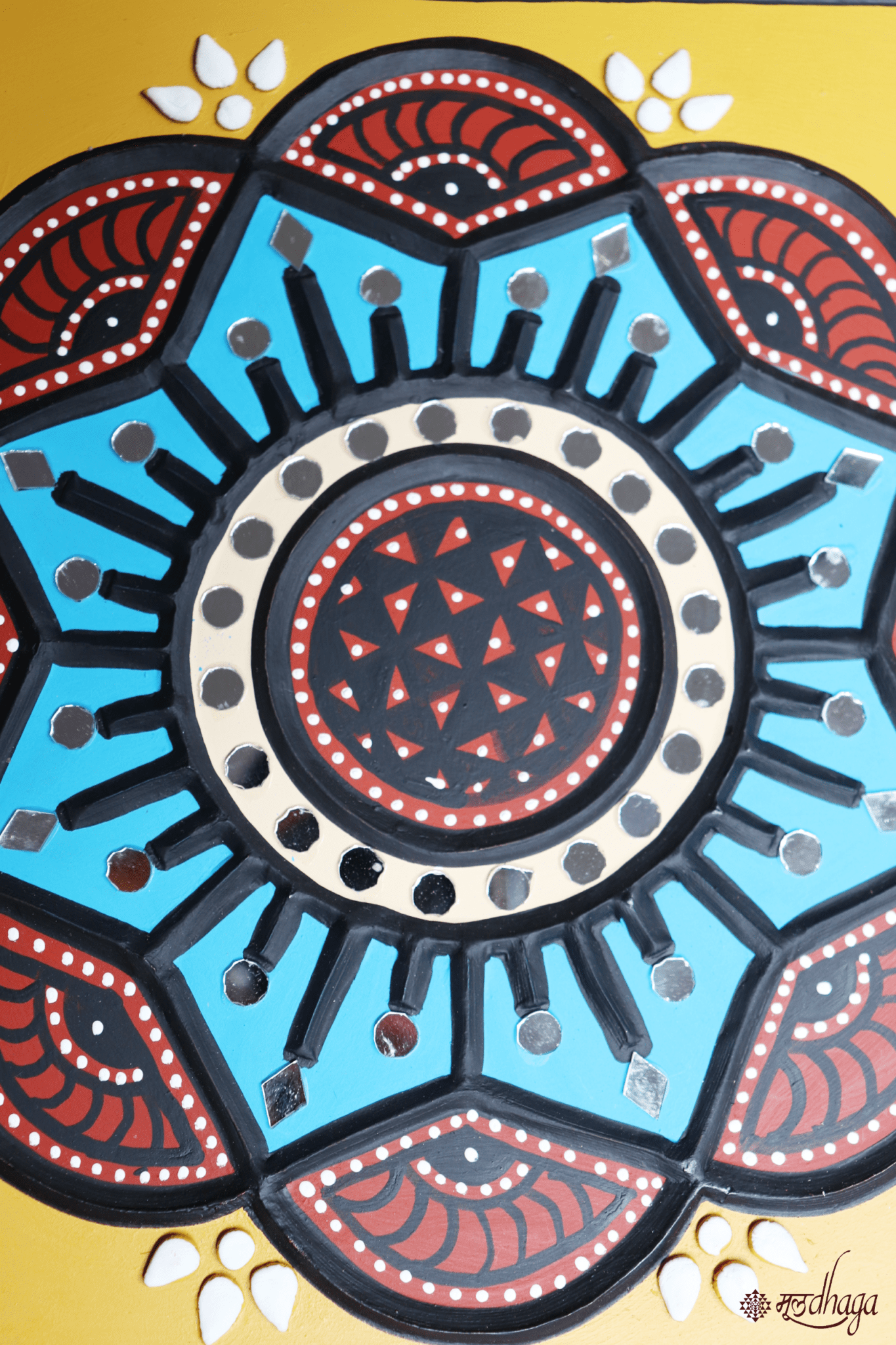 Handcrafted Mud & Mirror Work | Lippan Art - Wall Hanging | Mooldhaga