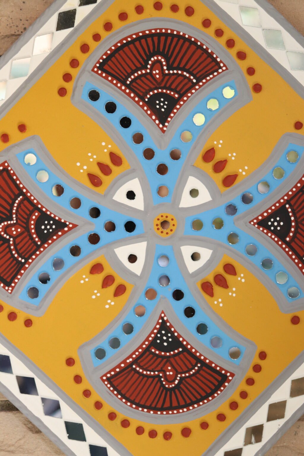 Handcrafted Mud & Mirror Work | Lippan Art - Wall Hanging | Mooldhaga