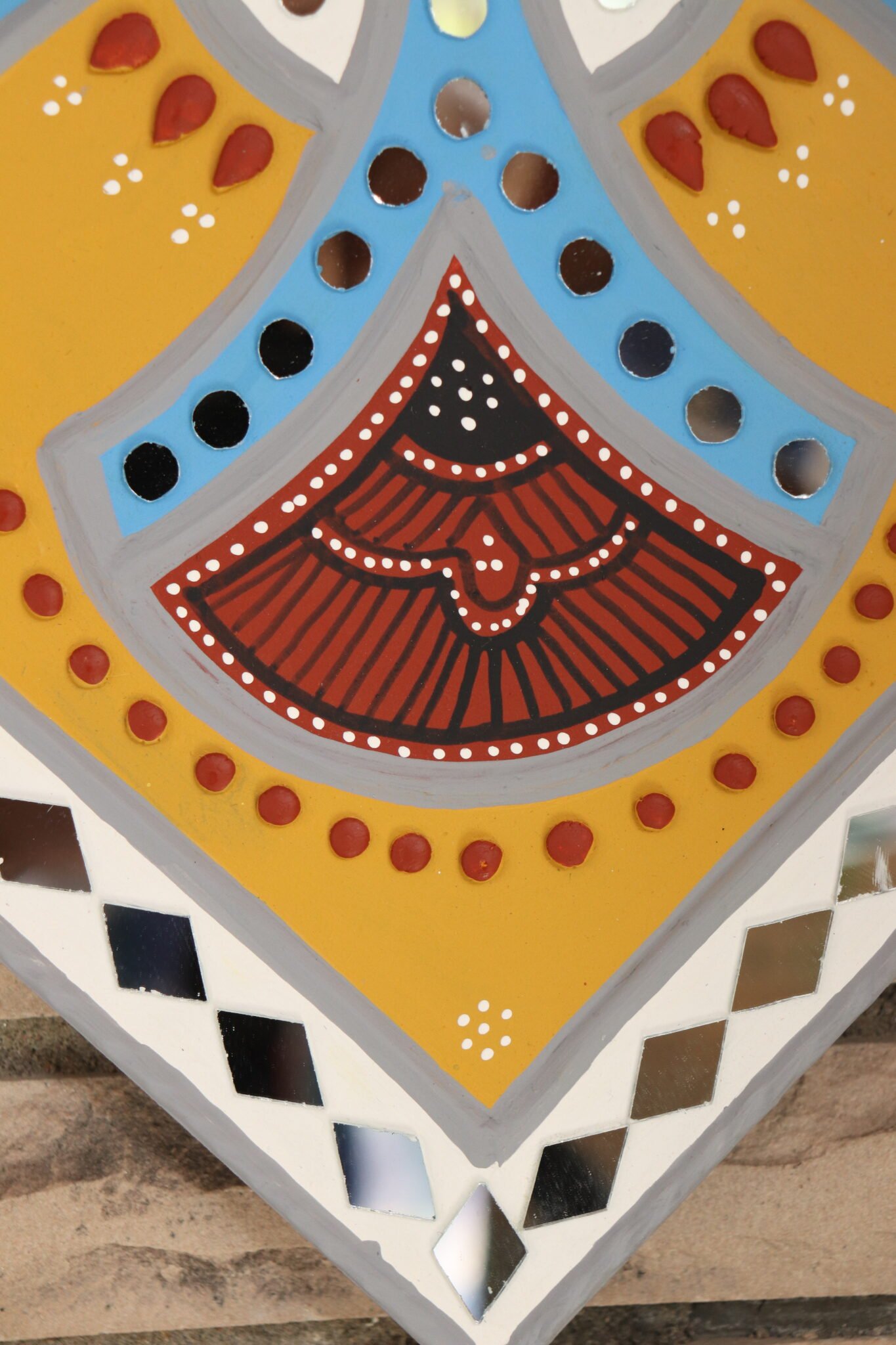 Handcrafted Mud & Mirror Work | Lippan Art - Wall Hanging | Mooldhaga